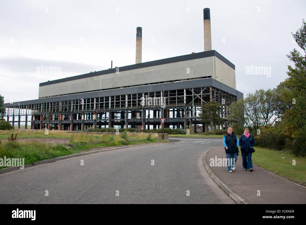Cockenzie power station hi-res stock photography and images - Alamy