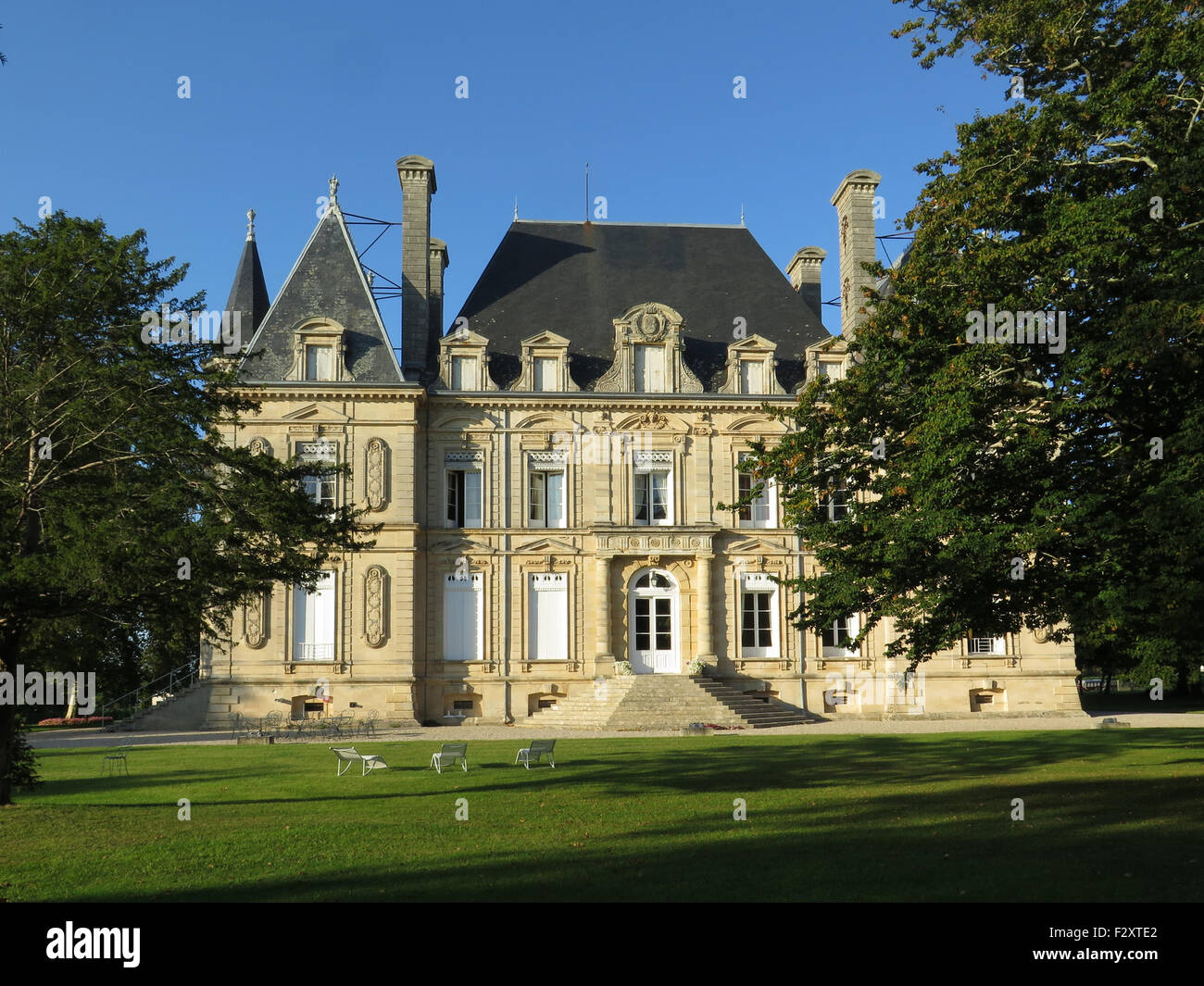 Exterior of Chateau Rousseau de Sipian, in Bordeaux, France Stock Photo ...