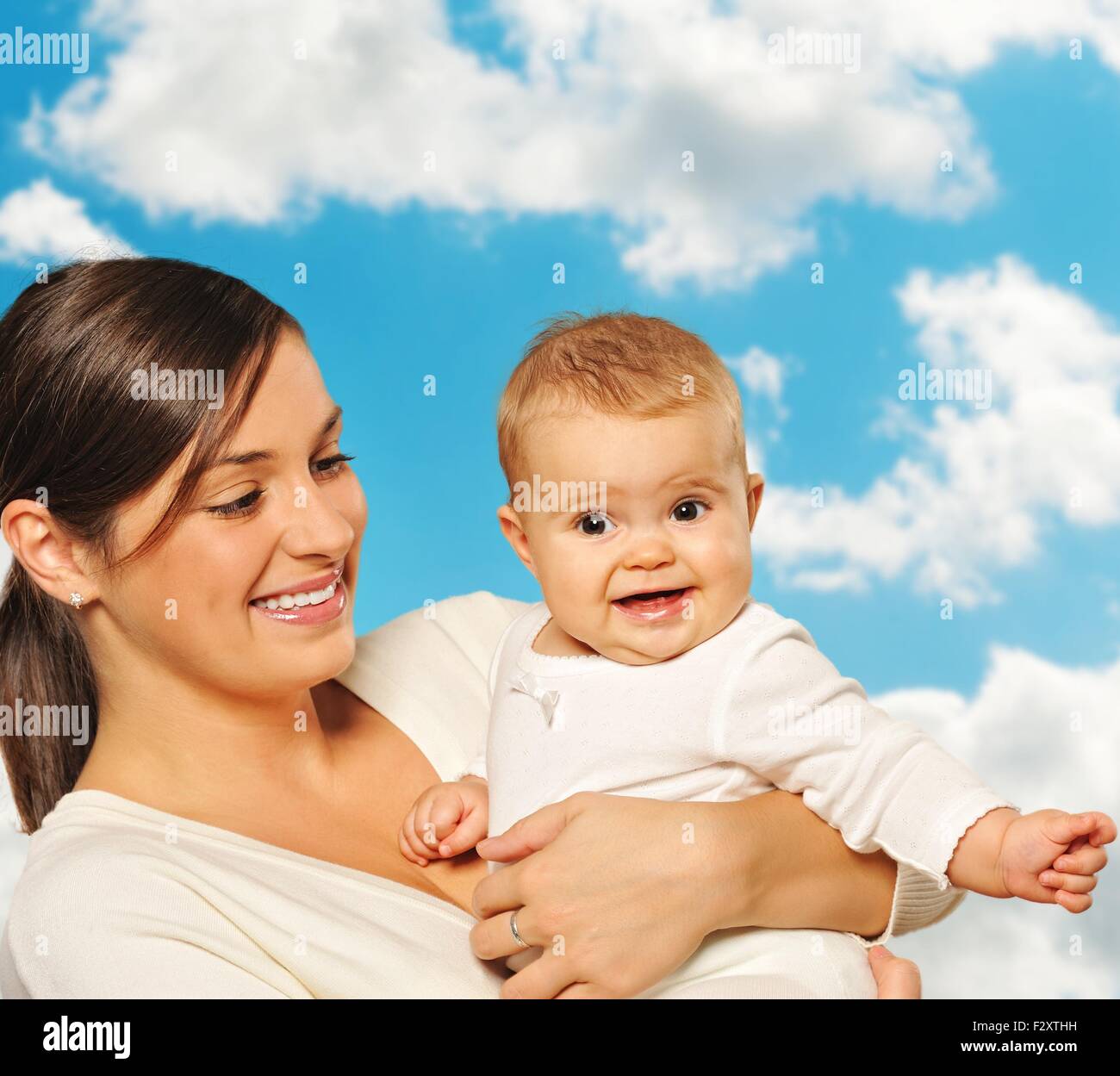 Baby blue sky clouds hi-res stock photography and images - Alamy