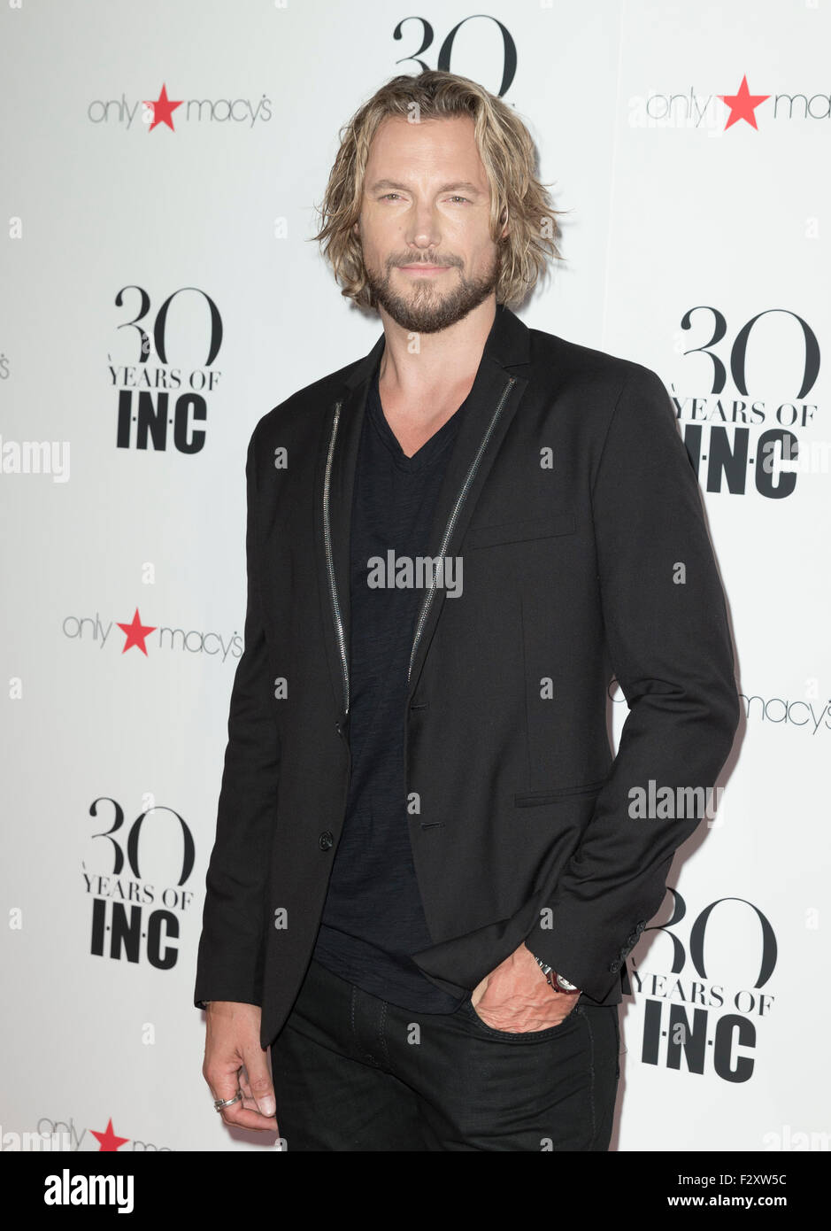 Gabriel Aubry 2022 Modeling