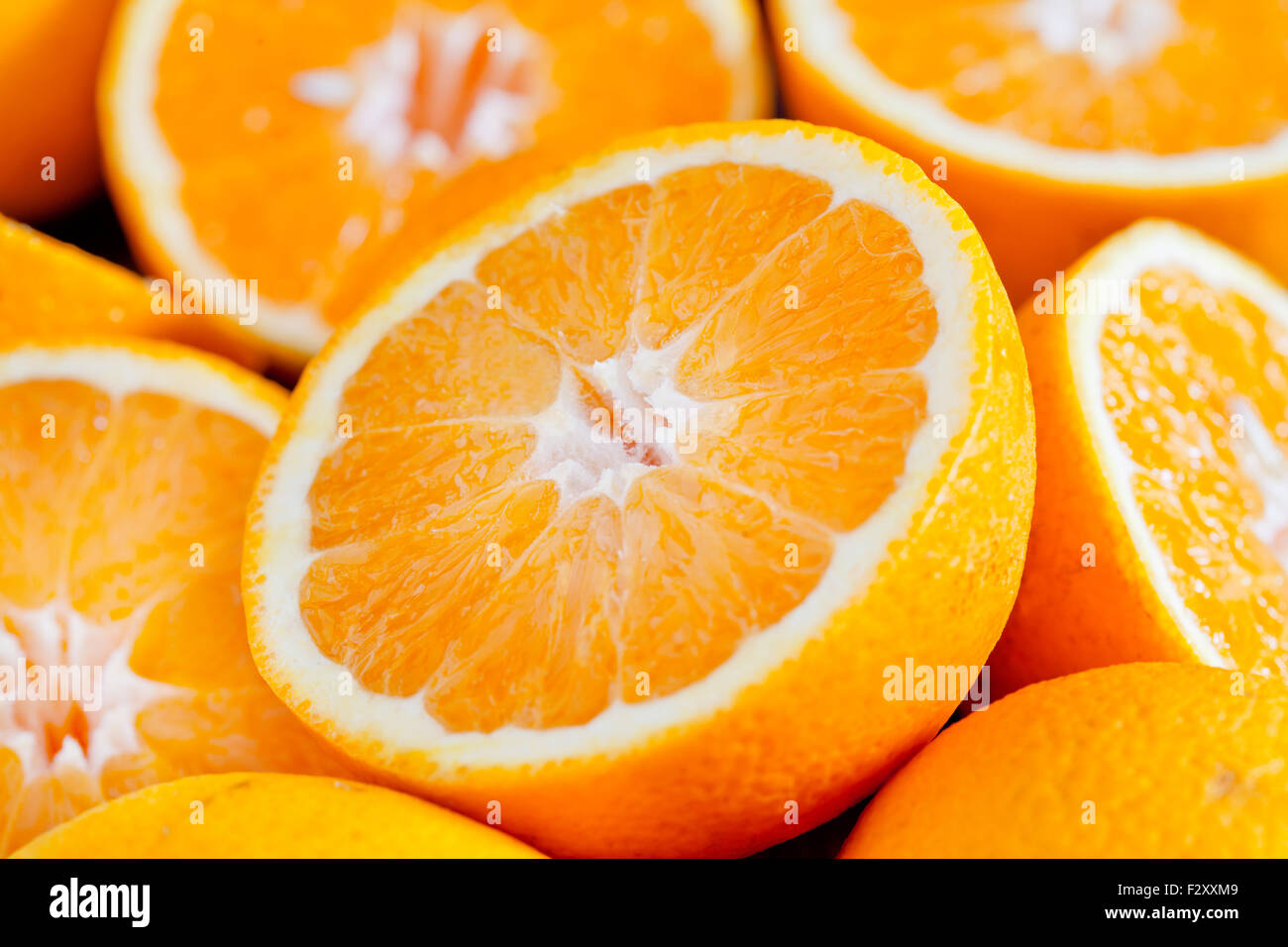 Close up photograph of a bunch of oranges Stock Photo - Alamy