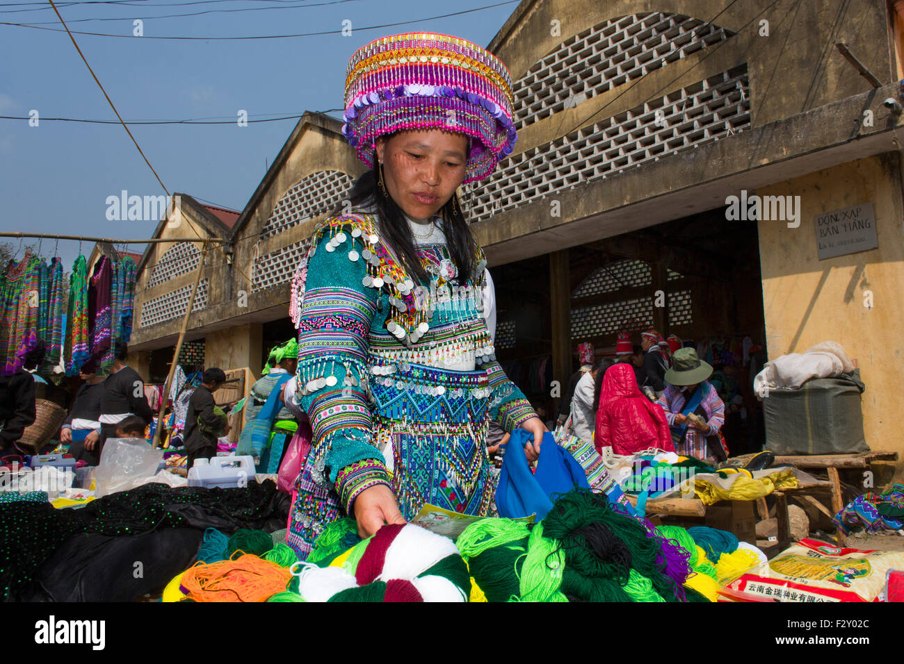 Ethnic Hmong tribe, shopping at Muong Hum market, Vietnam Stock Photo ...