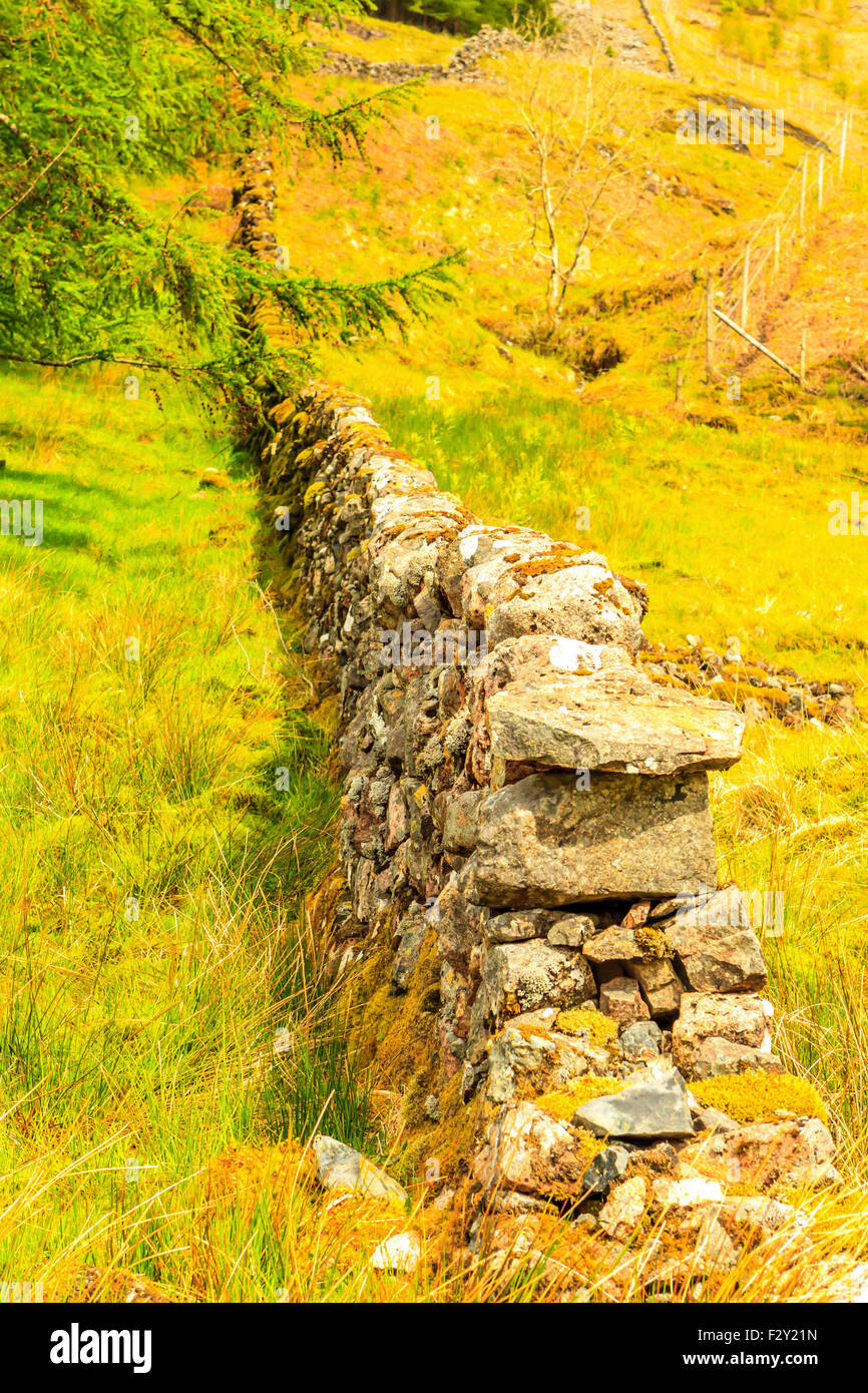 Old farm stone wall hi-res stock photography and images - Alamy