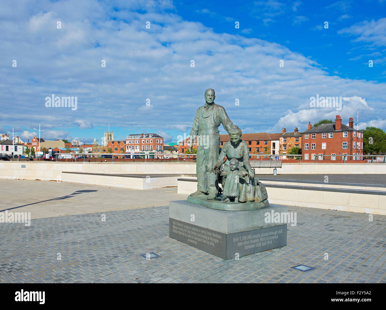 Statue - the Pioneers - on the quayside, Kingston upon Hull, East ...