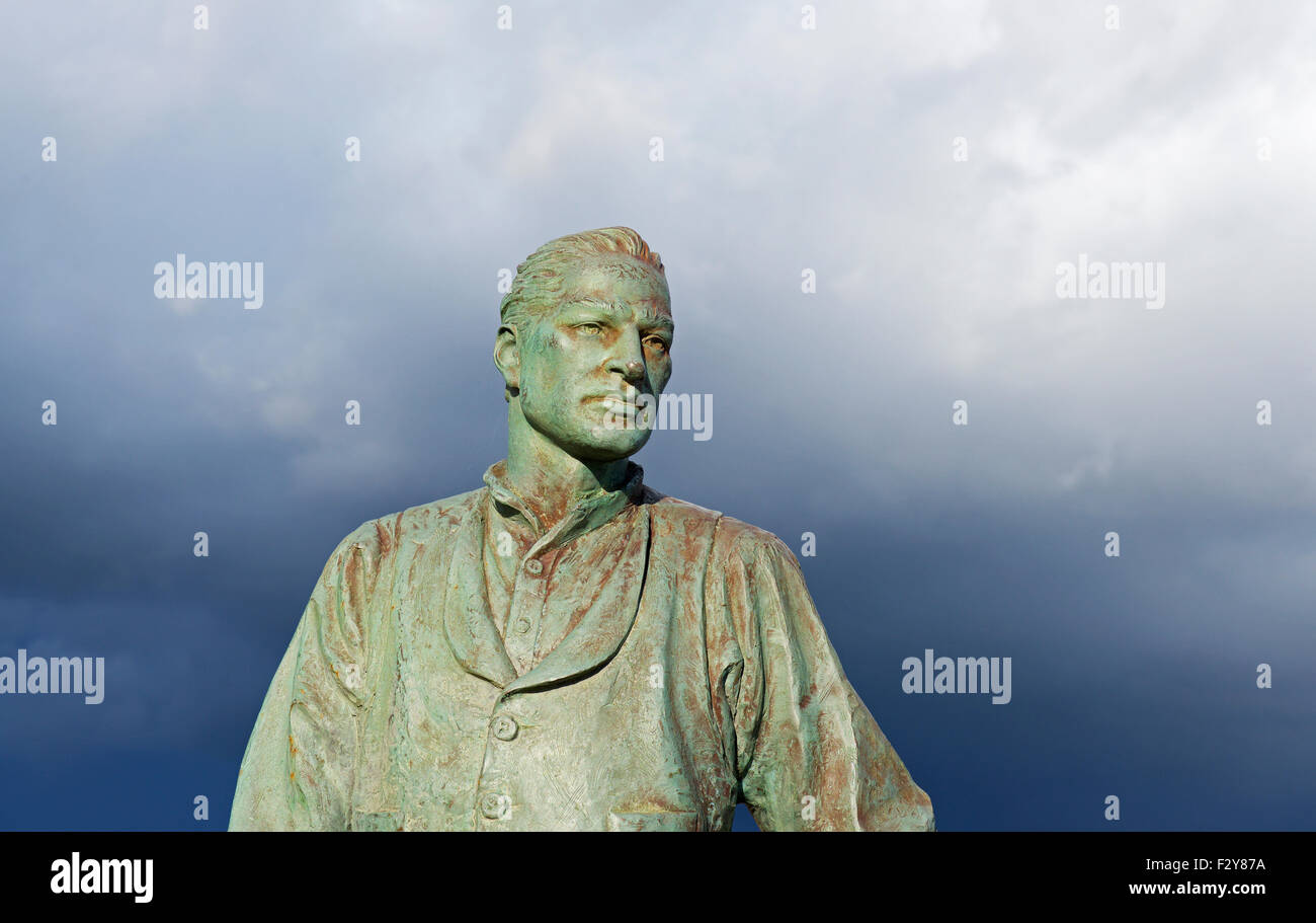 Neil hadlock sculpture hi-res stock photography and images - Alamy