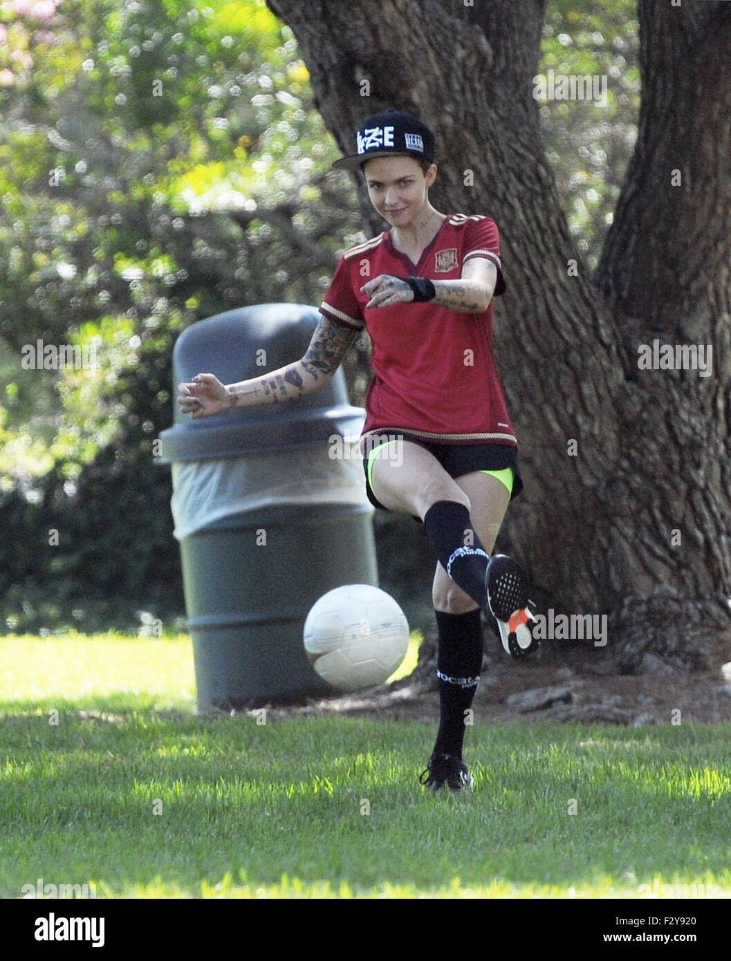 Phoebe dahl and ruby rose hi-res stock photography and images - Alamy