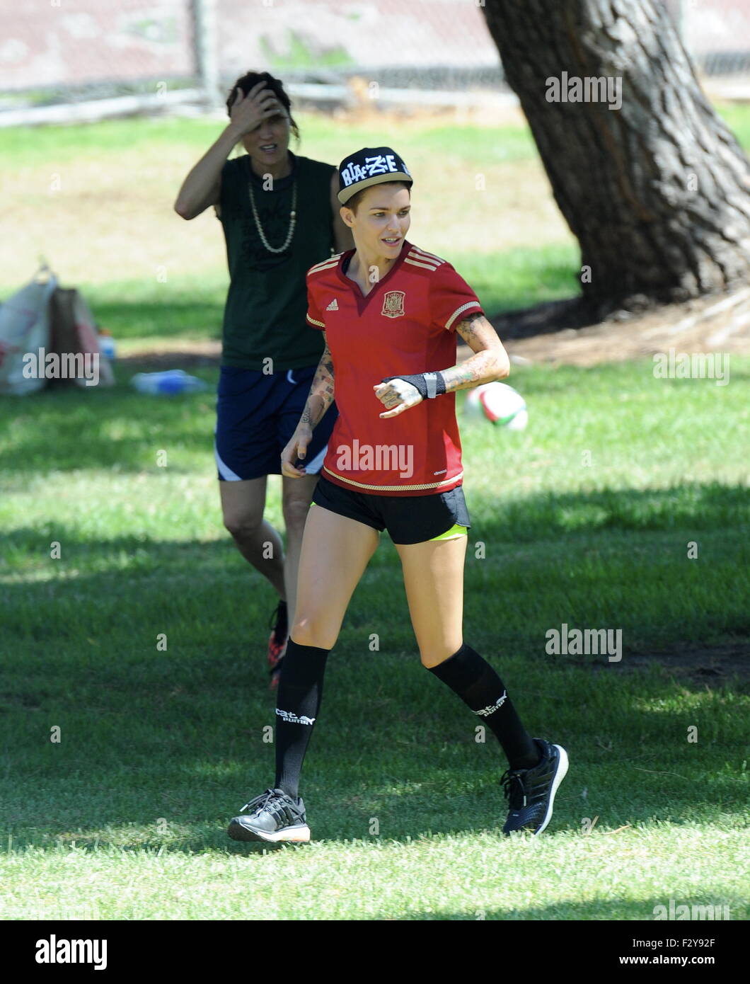 'Orange Is the New Black' actress Ruby Rose and her fiancée Phoebe Dahl ...