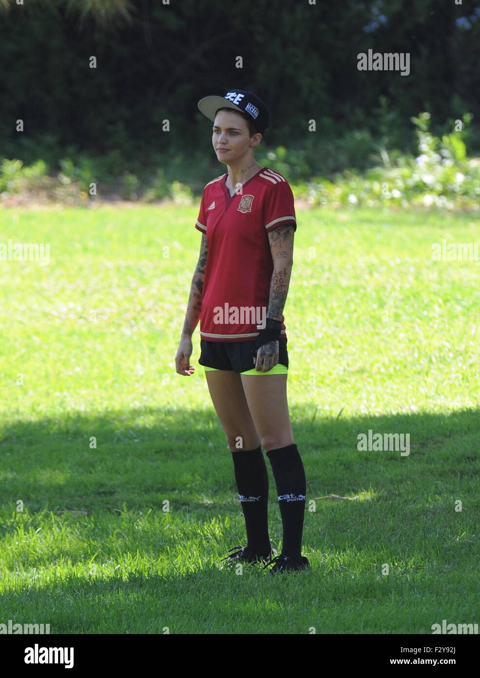 'Orange Is the New Black' actress Ruby Rose and her fiancée Phoebe Dahl ...