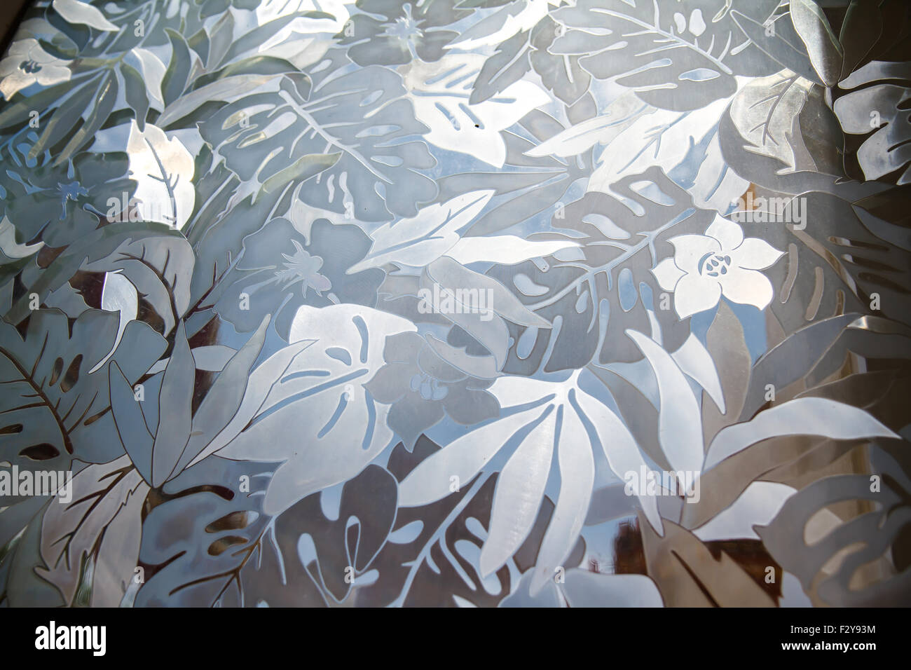 Floral glass pattern hi-res stock photography and images - Alamy