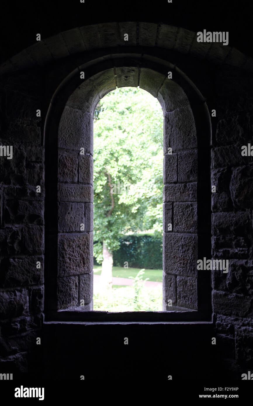 Medieval castle window hi-res stock photography and images - Alamy