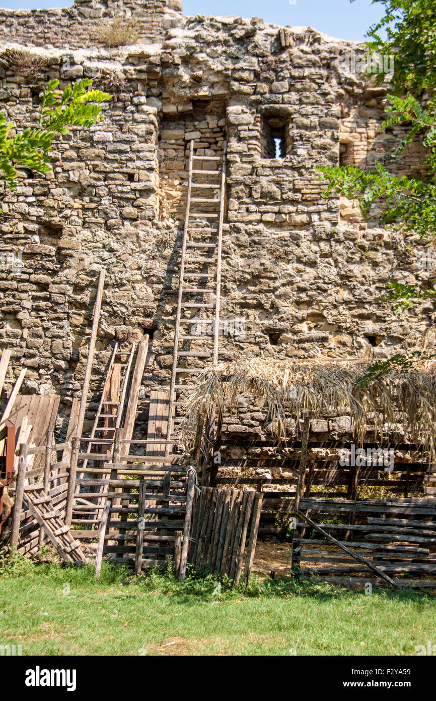 Ancient ladder hi-res stock photography and images - Alamy