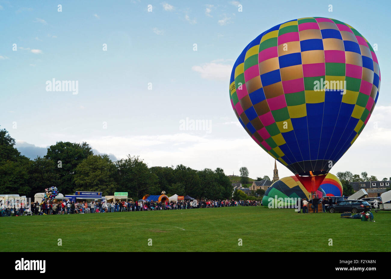 Strathaven Hot Air Balloon Festival 2015 - Colourful Hot Air Balloons ...