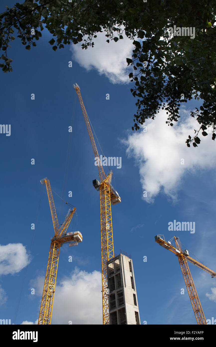 'Baltic View' built by Balfour Beatty with views of Albert Docks ...