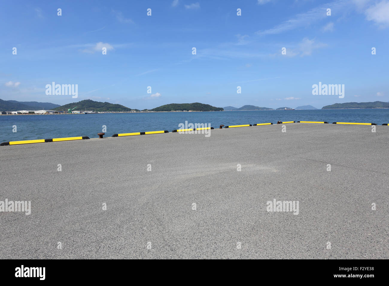 Japanese stop stone hi-res stock photography and images - Alamy