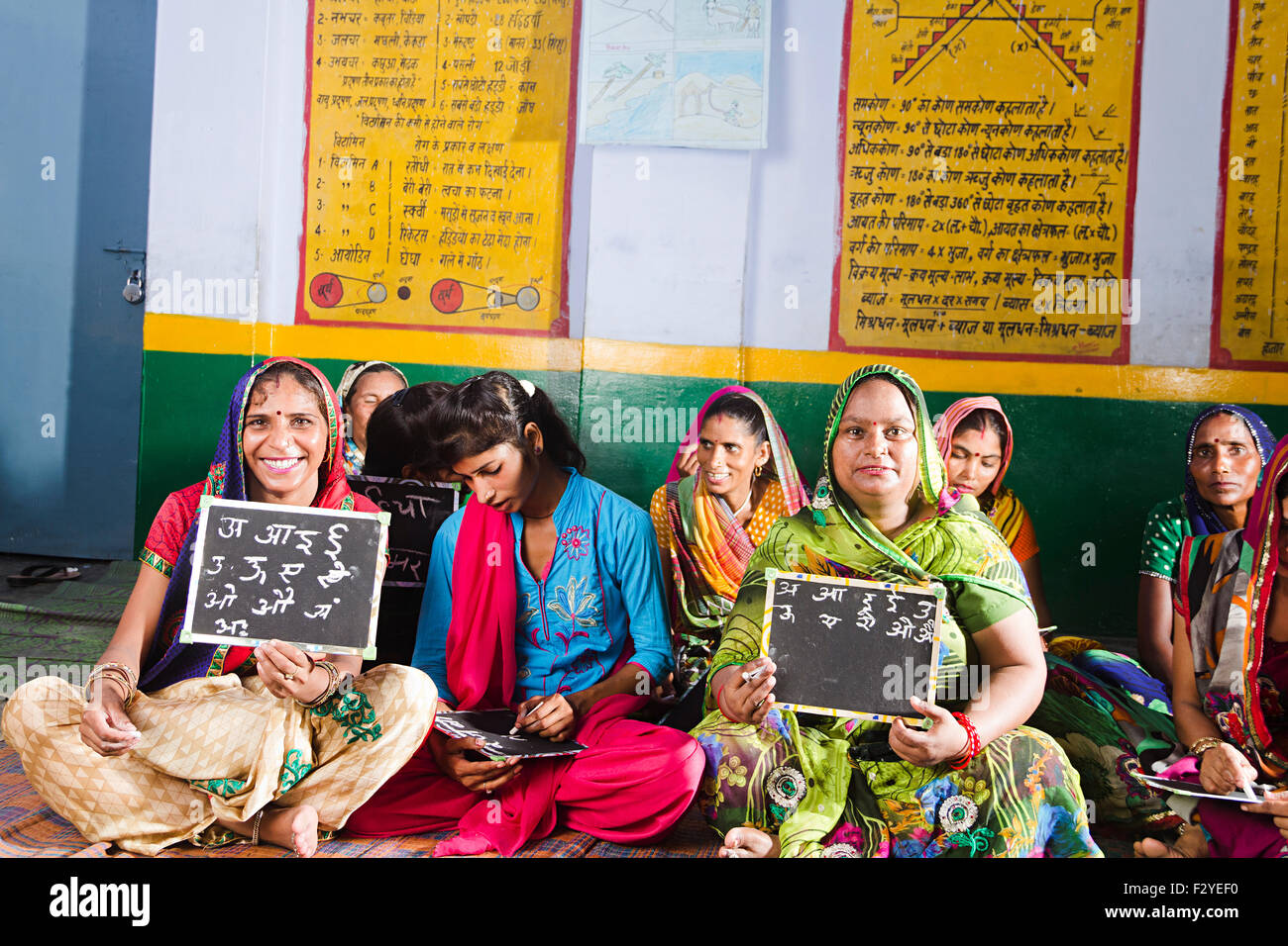 indian rural Villager group crowds womans Education Stock Photo - Alamy