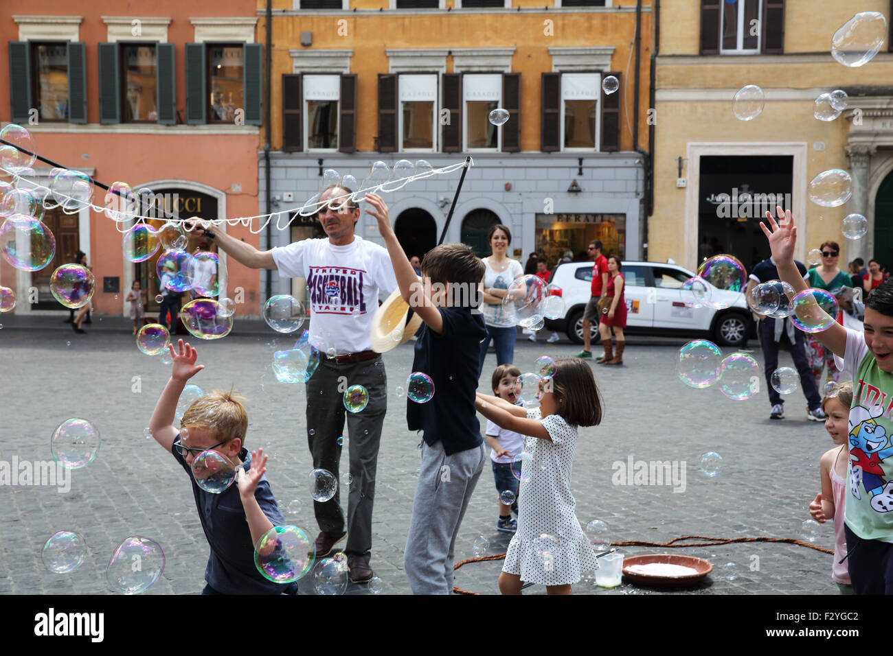 Children playing rome hi-res stock photography and images - Alamy