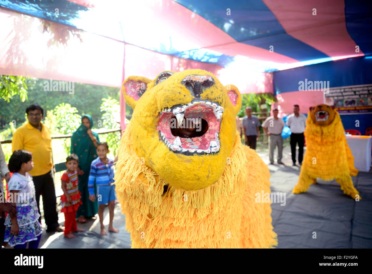 Kolkata, India. 25th Sep, 2015. The Alipore Zoo and the Dhumketu Puppet ...