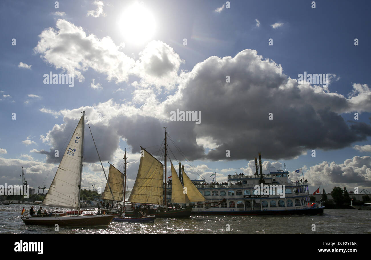 Hamburg, Germany. 26th Sep, 2015. Traditional sailing ships and ...