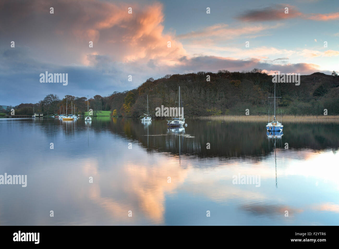Coniston water lake district boat hi-res stock photography and images ...