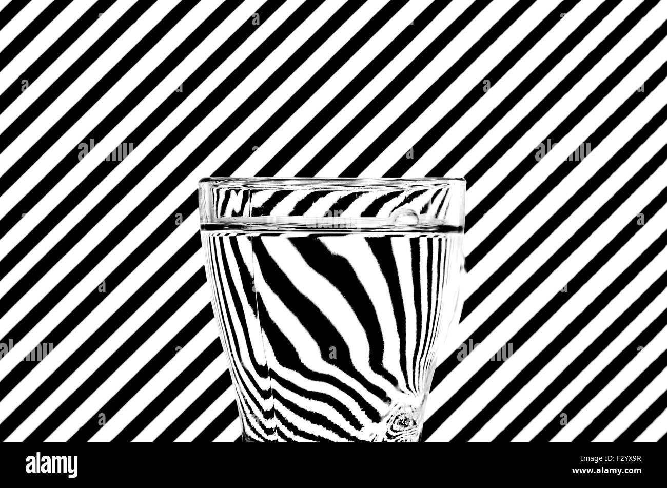 Reflection refraction waves Black and White Stock Photos & Images - Alamy