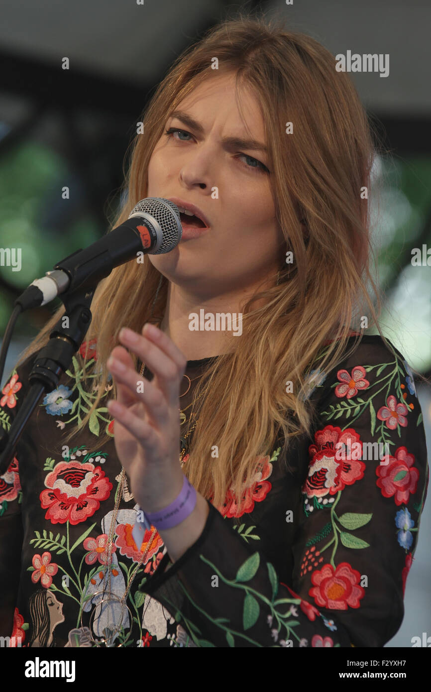 Laura Doggett High Resolution Stock Photography and Images - Alamy