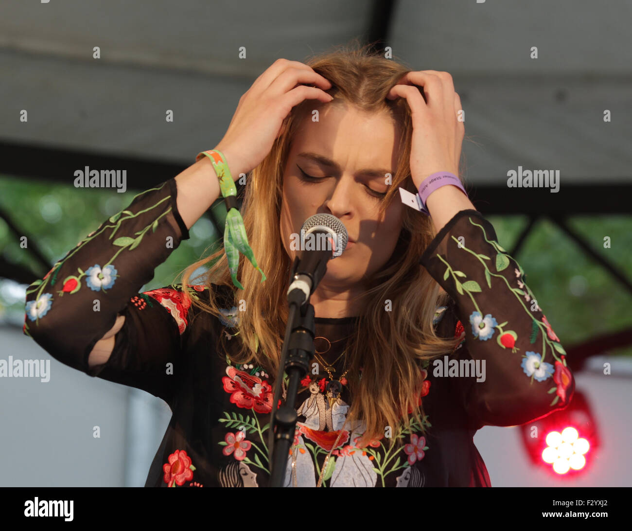 Laura Doggett High Resolution Stock Photography and Images - Alamy