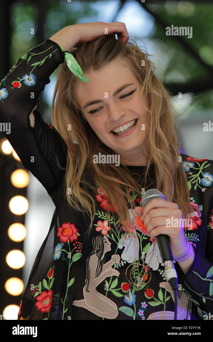 Laura Doggett High Resolution Stock Photography and Images - Alamy