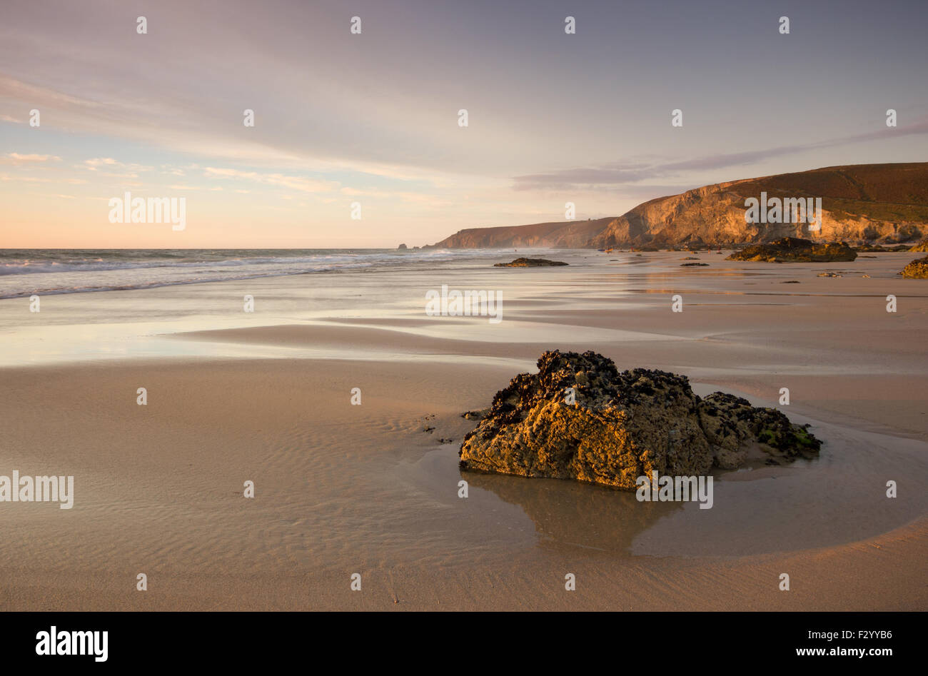Porthtowan hi-res stock photography and images - Alamy
