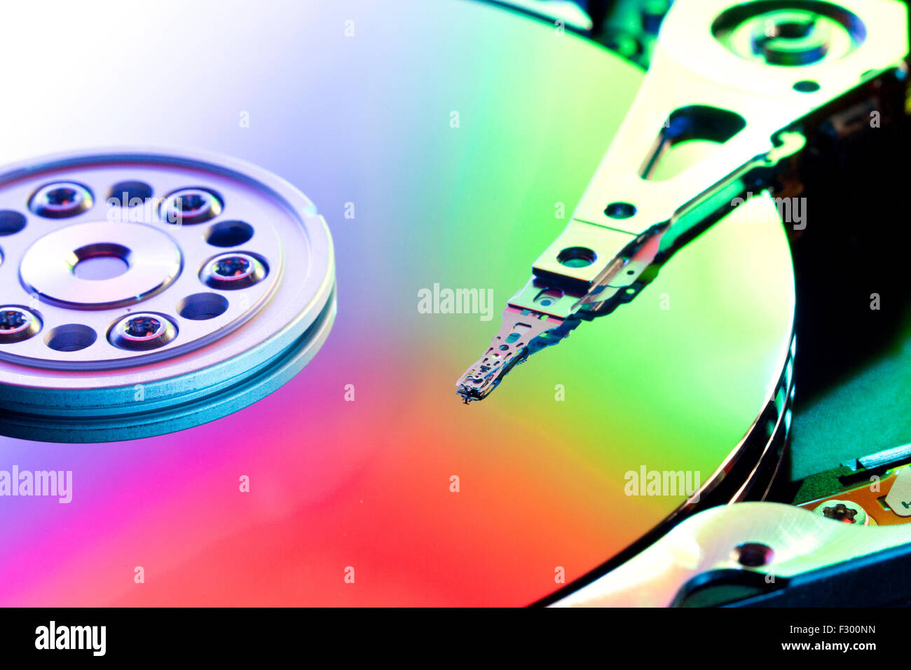 Hard disk drive platter and read / write head (HDD read/write head ...