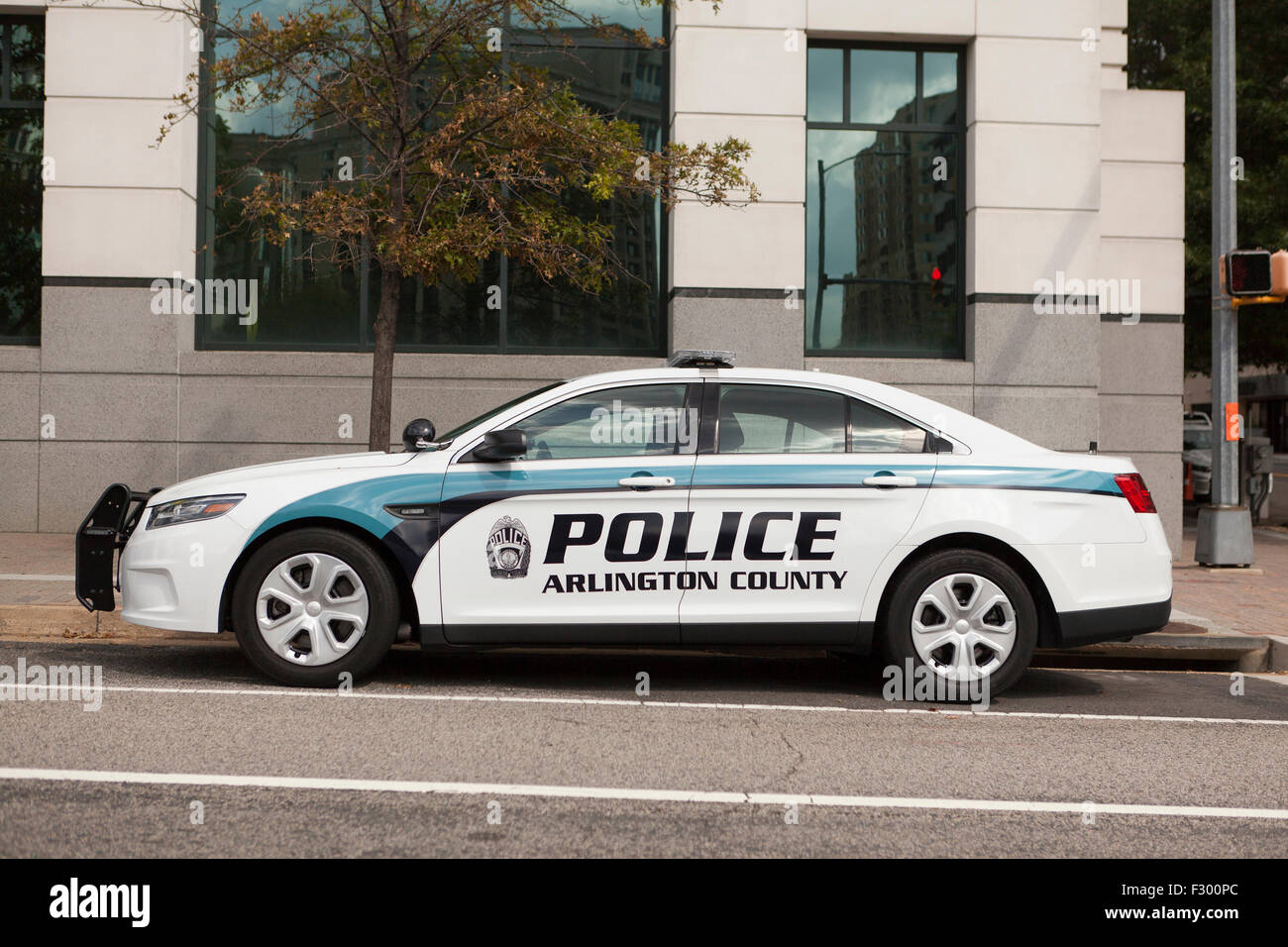 Arlington County Virginia police vehicle - USA Stock Photo - Alamy