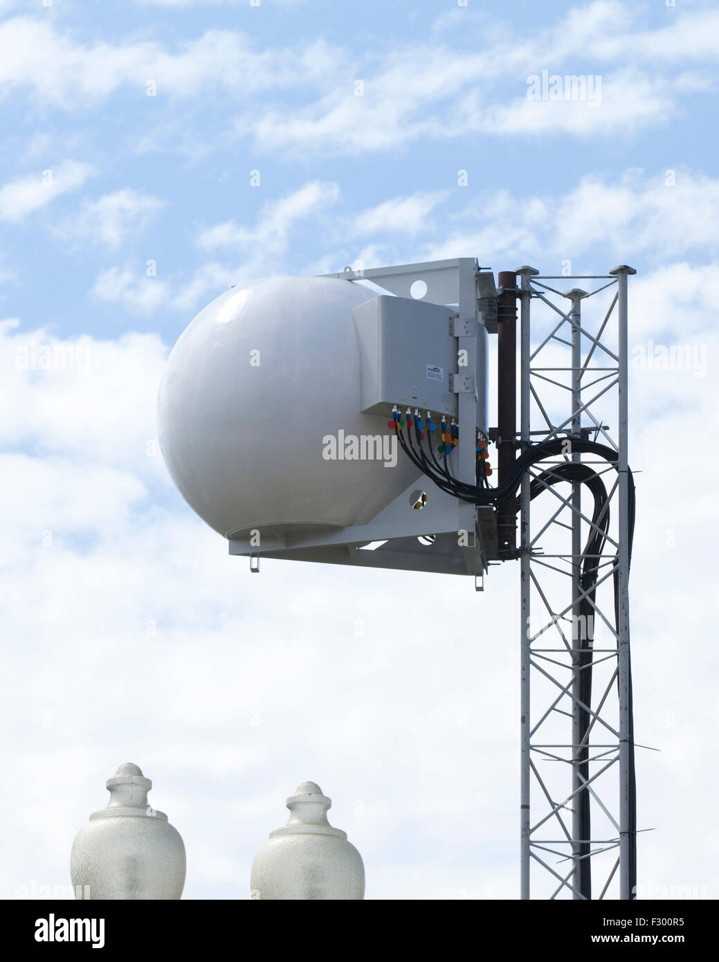 Luneburg lens (spherically symmetric gradient index) - USA Stock Photo ...