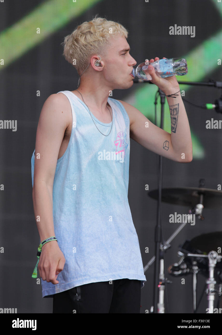 LONDON, ENGLAND - JUNE 21: Singer Olly Alexander of Years & Years on ...