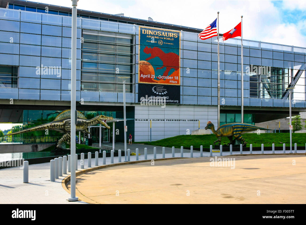 William j clinton presidential center and park hi-res stock photography ...