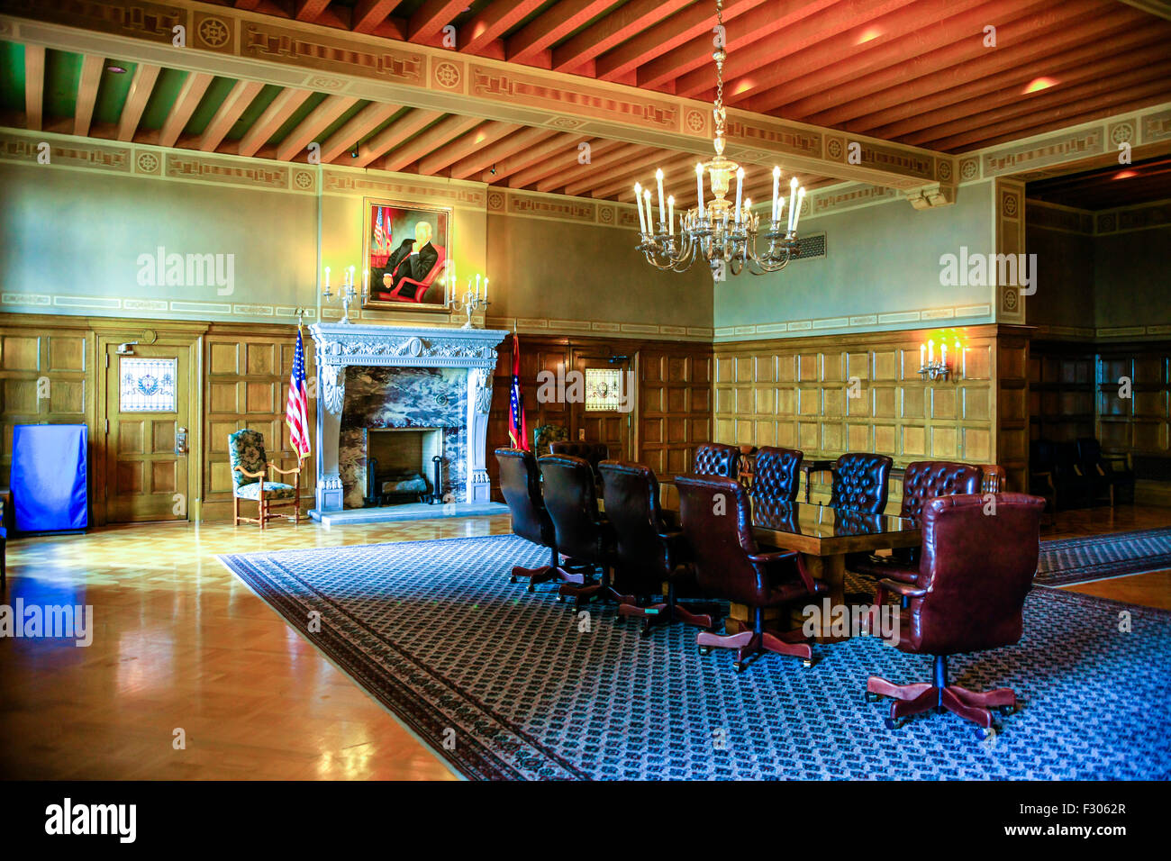 The Governor's Conference Room inside the Arkansas State Capitol ...
