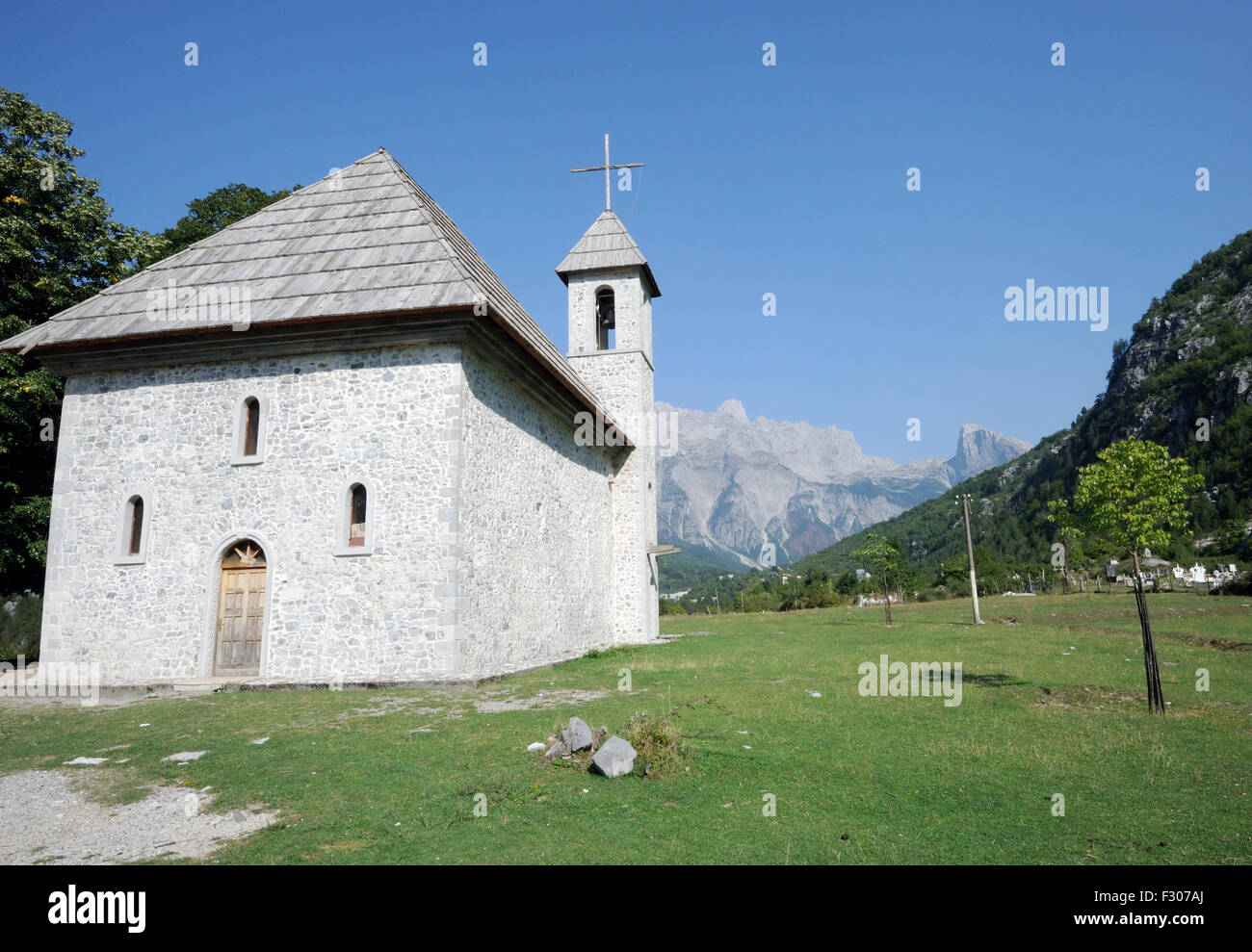 Roman catholic church hi-res stock photography and images - Alamy