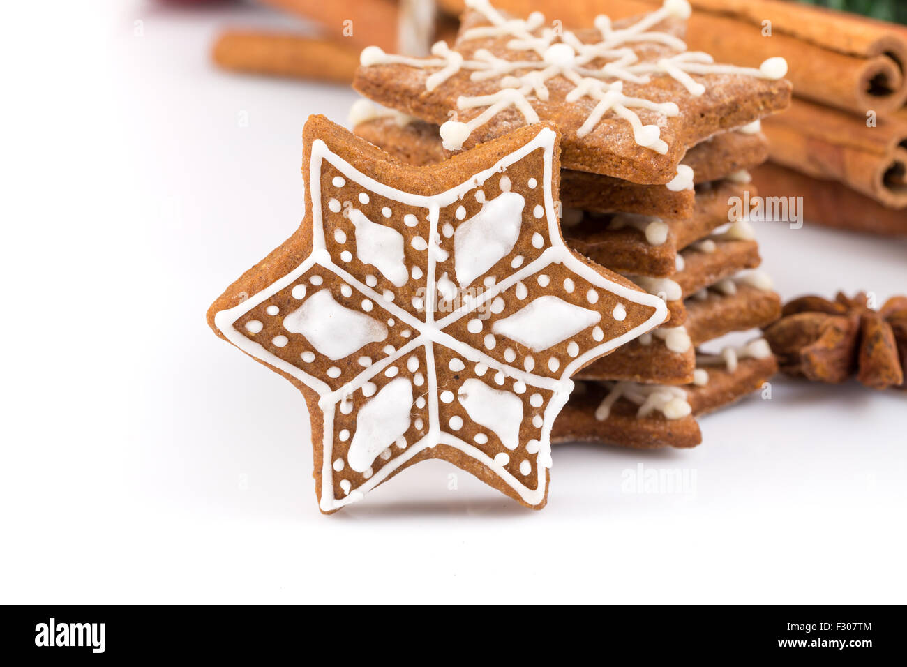 Star shape christmas gingerbread cookies isolated on white background ...