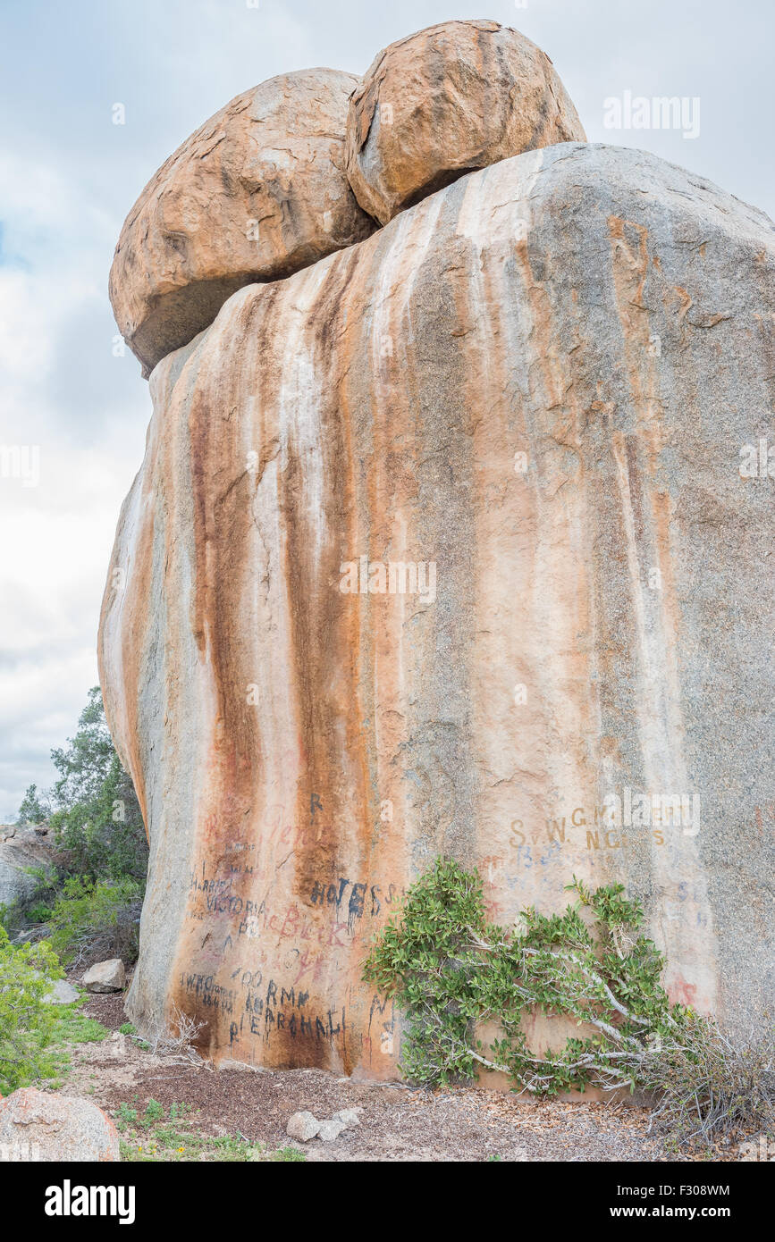 GARIES, SOUTH AFRICA - AUGUST 13, 2015: The Letterklip (letter stone ...