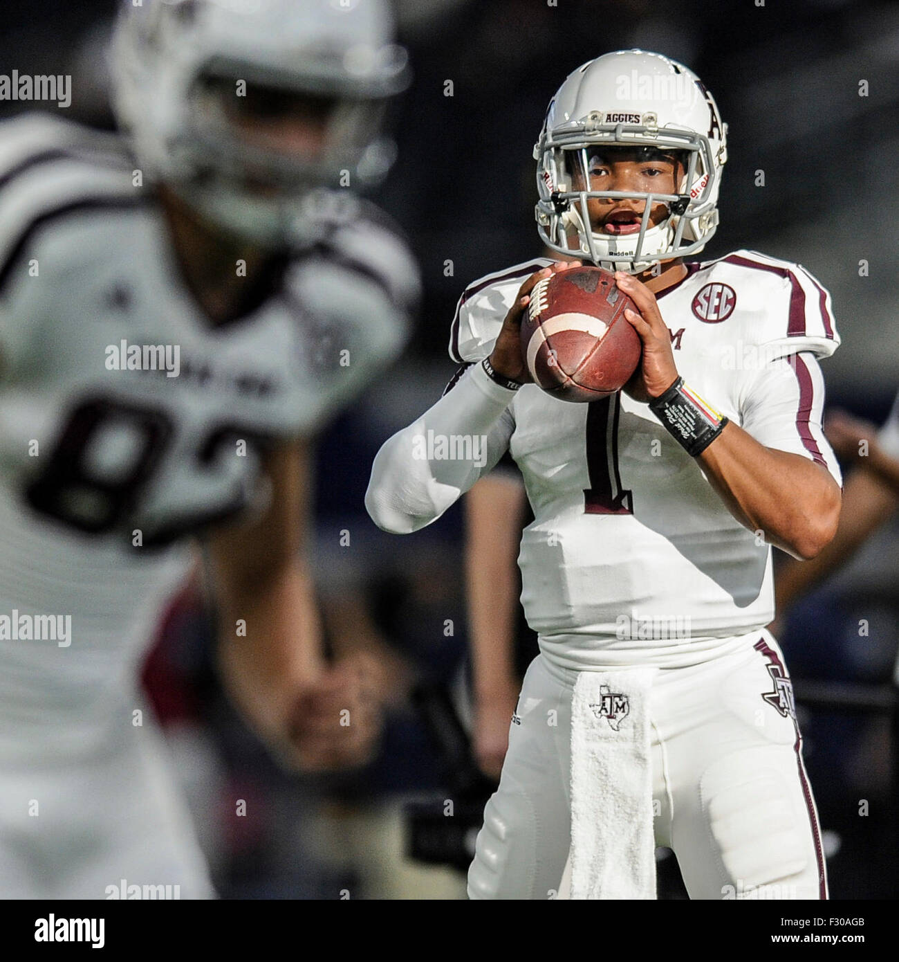 Texas A&M quarterback quarterback KylerMurray (1) goes through pregame ...