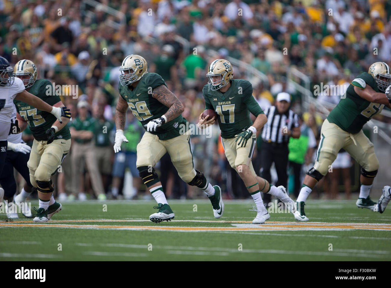 Waco, Texas, USA. 26th Sep, 2015. Baylor Bears quarterback Seth Russell ...