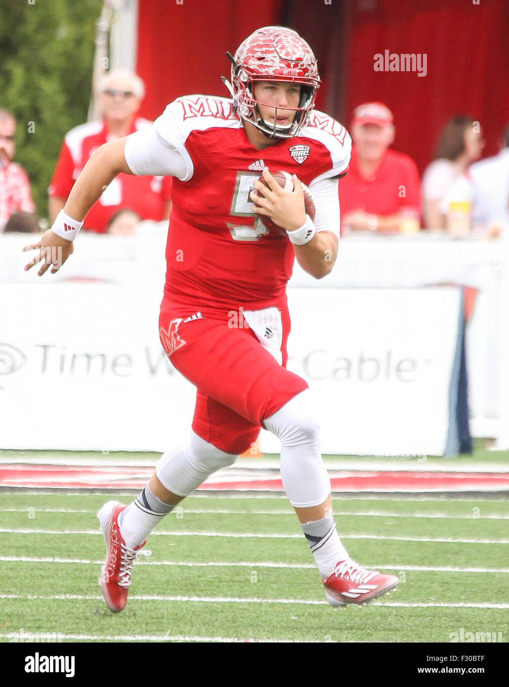 Billy smith football hi-res stock photography and images - Alamy