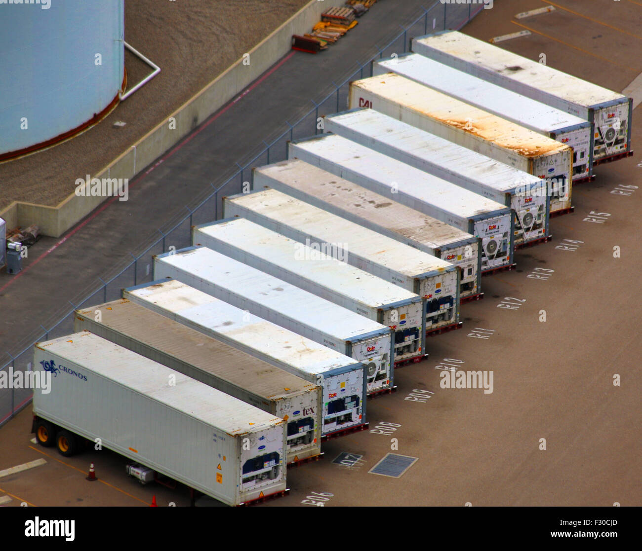 Cargo trucks hi-res stock photography and images - Alamy