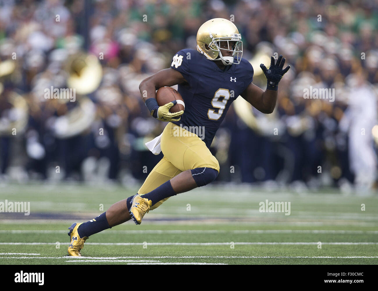 South Bend, Indiana, USA. 26th Sep, 2015. Notre Dame wide receiver C.J ...