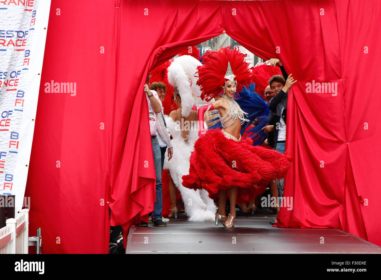 Manhattan, New York, US. 26 Sept 2015. Le Moulin Rouge cabaret, Best of ...