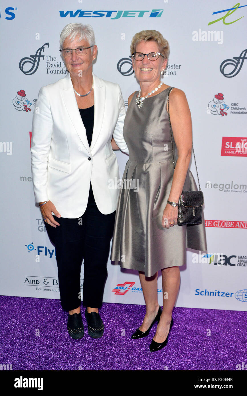 Jane rounthwaite and premier of ontario kathleen wynne hi-res stock ...