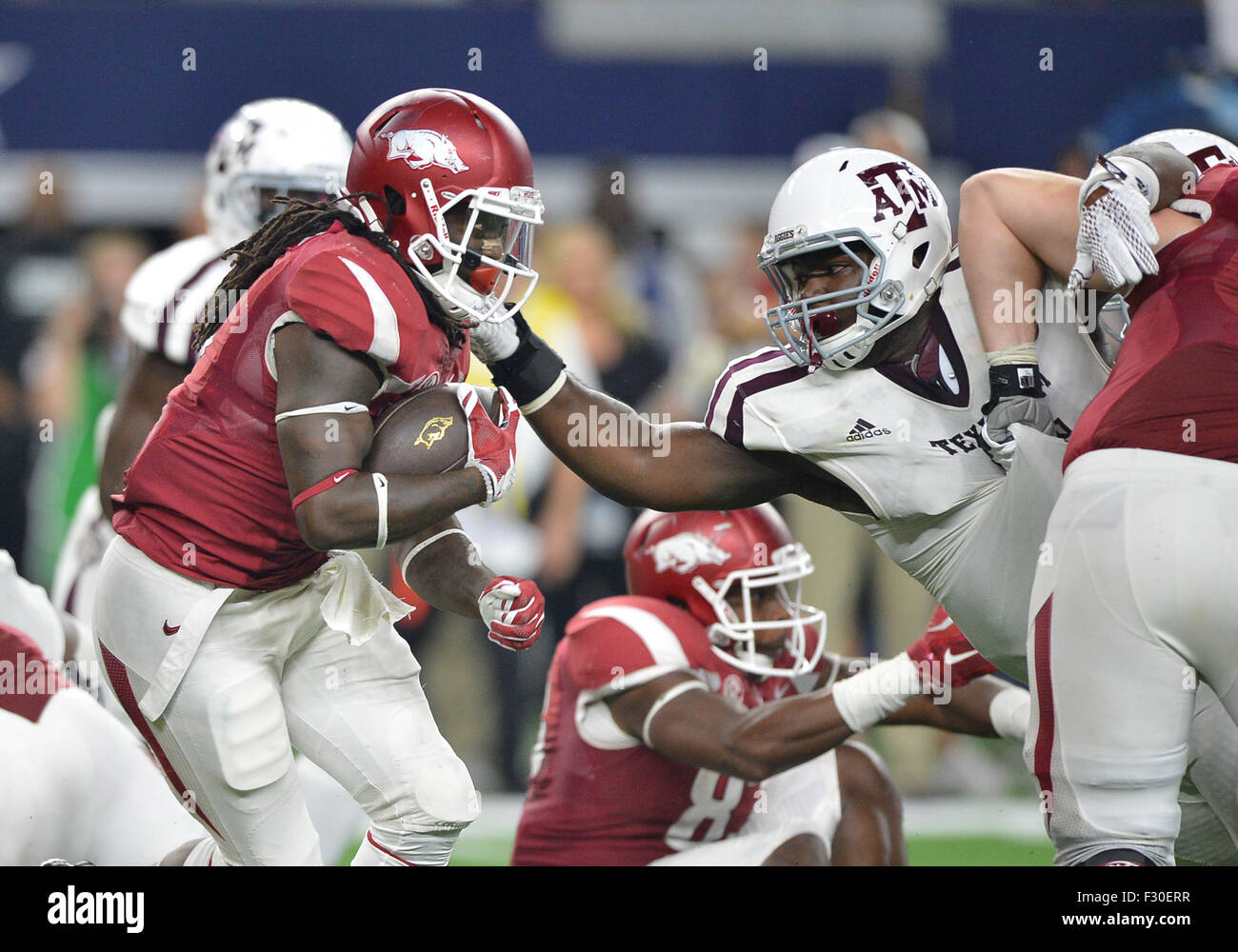 September 26, 2015: Arkansas Razorbacks running back Alex Collins (3 ...
