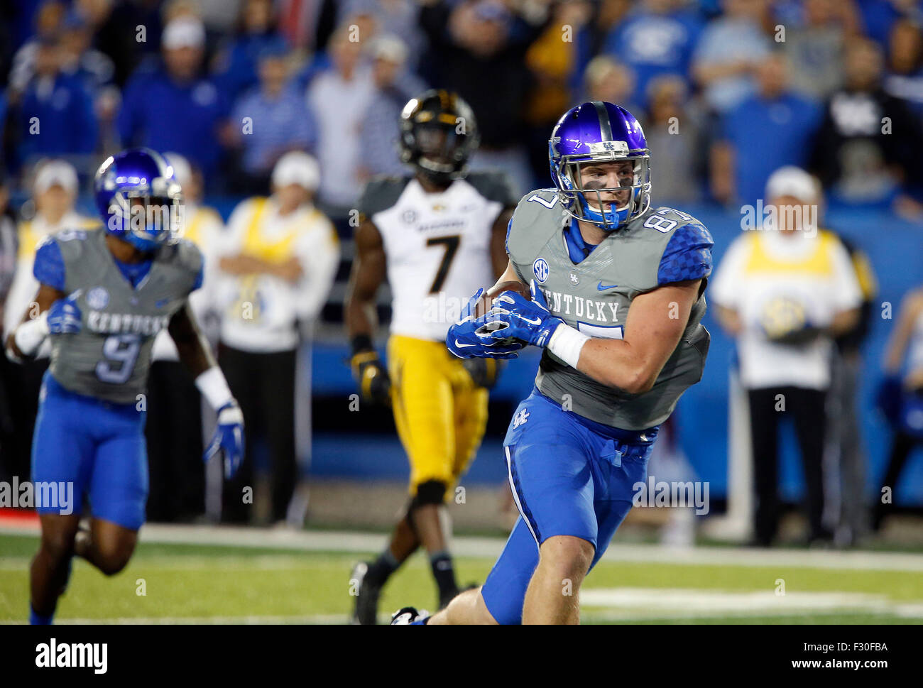 Lexington, KY, USA. 26th Sep, 2015. Kentucky Wildcats tight end C.J ...