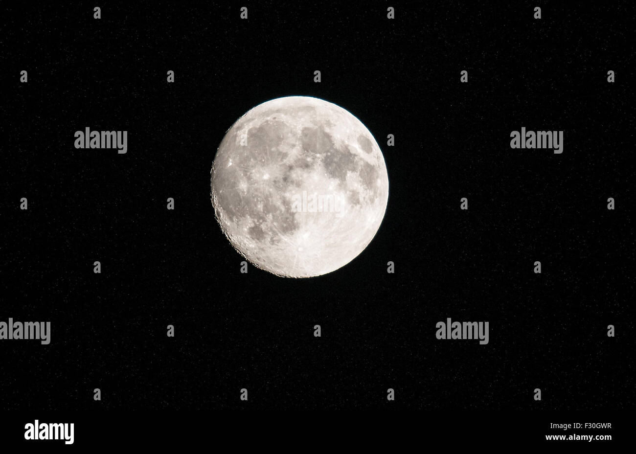 full moon oct 2015 Stock Photo - Alamy