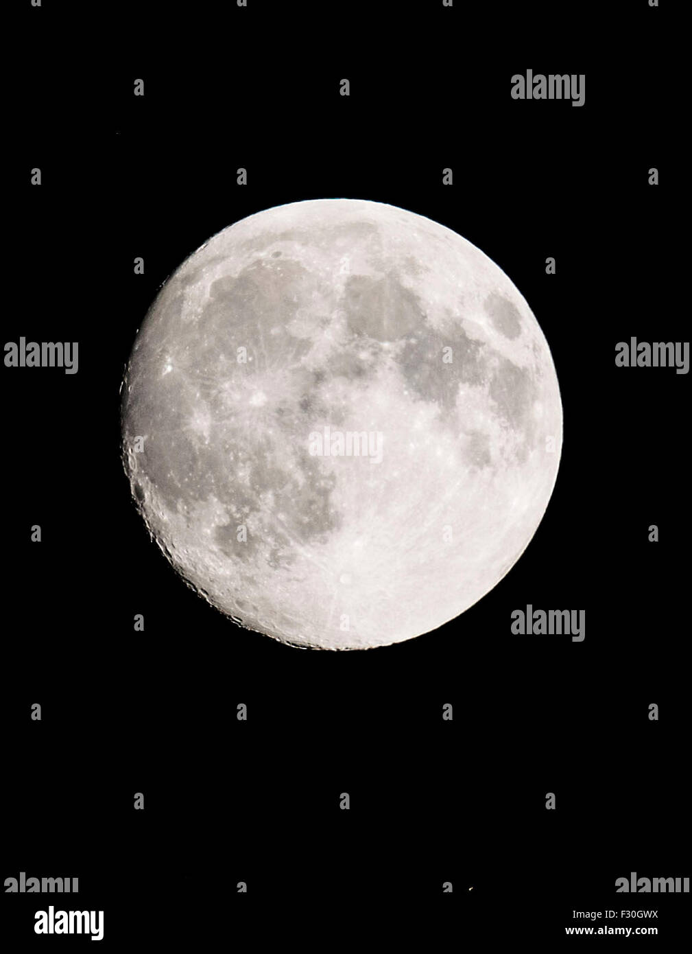 full moon oct 2015 Stock Photo - Alamy