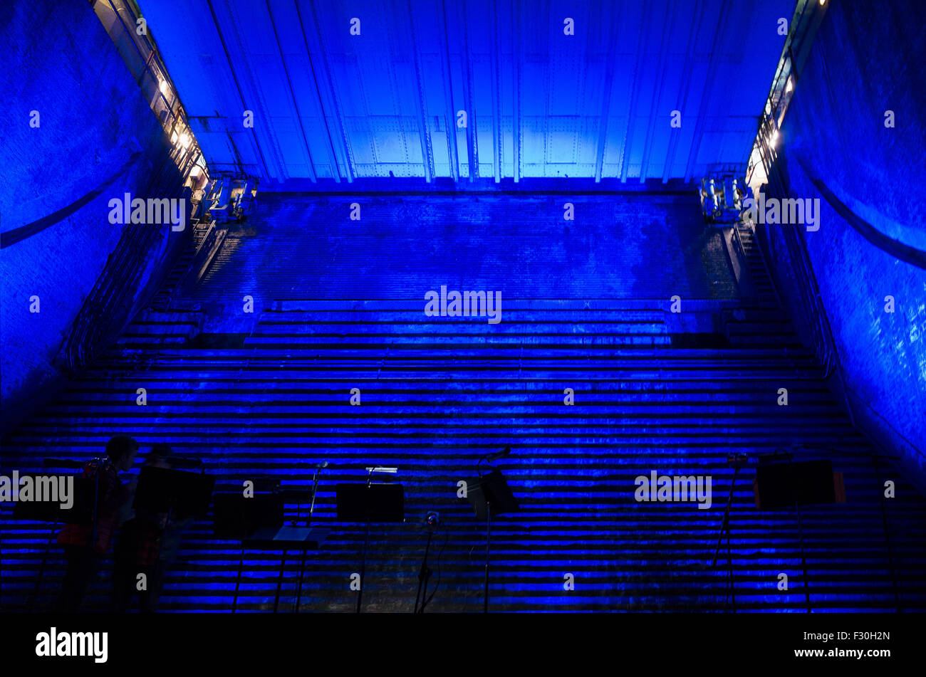 Tower bridge bascule chamber hi-res stock photography and images - Alamy