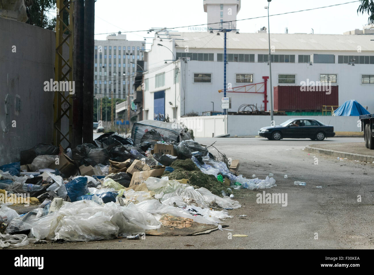 Beirut Lebanon; 27th September 2015. Despite the Lebanese government ...